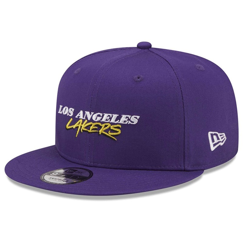 New Era 9FIFTY Los Angeles Lakers NBA Script Team Violett Flat Visor Cap